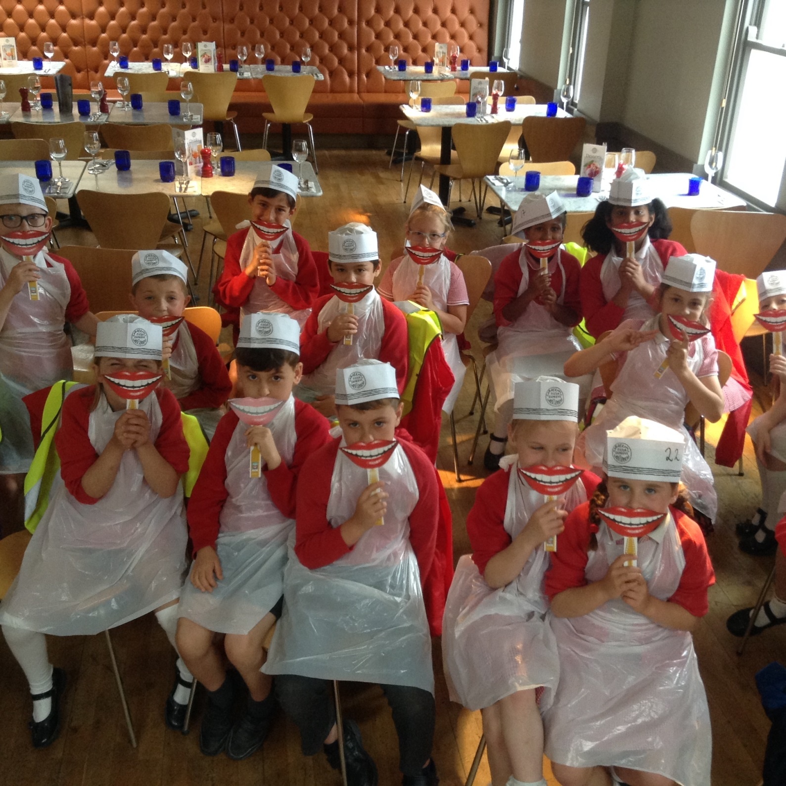 Janvrin Primary School - Year 3 Pizza Express Trip
